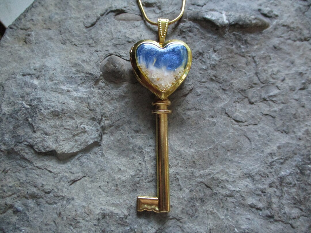 Resin Art Ocean Gold Heart Locket on a Skeleton Key - Real Caribbean ...