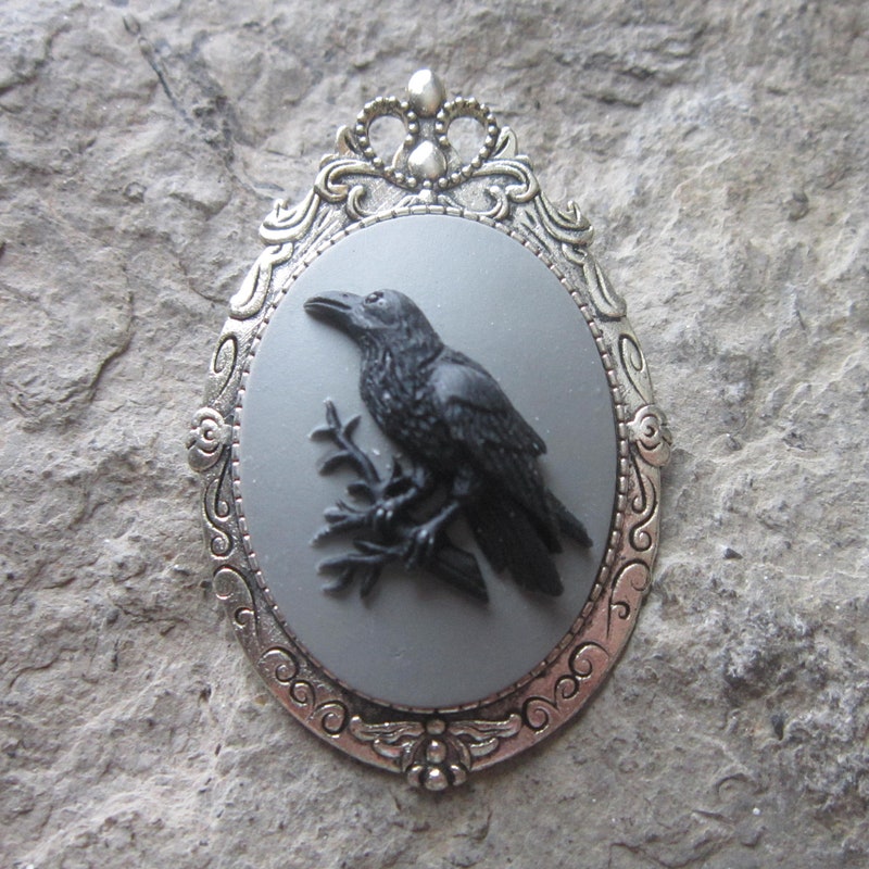 Raven Brooch - Etsy
