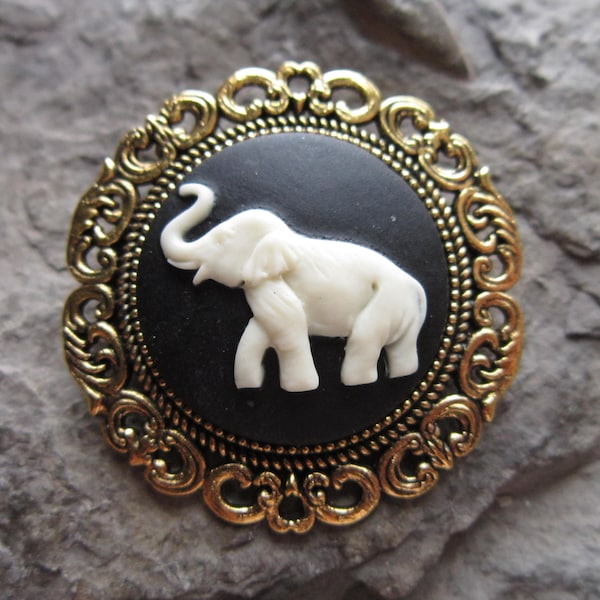 Elephant Brooch - Etsy