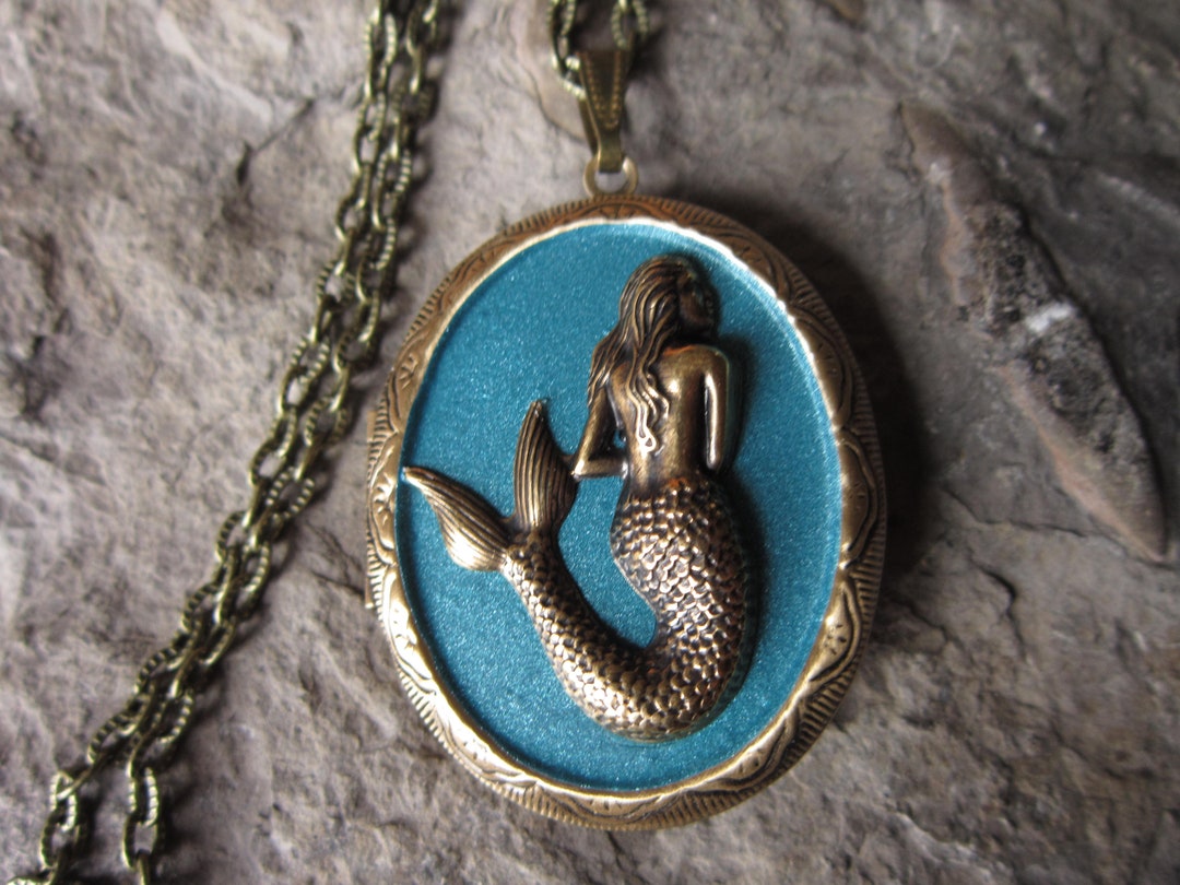 Choose Bronze or Antiqued Silver - Mermaid Locket W/ Aqua Background ...