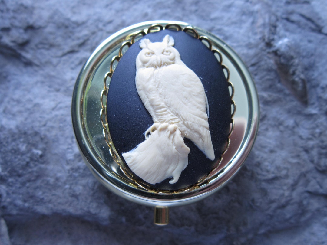 Choose Gold or Silver - Great Horned Owl Cameo Pill Box - Medication ...