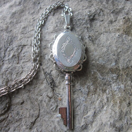 Choose Silver or Bronze Round Locket Skeleton Key Necklace | Etsy