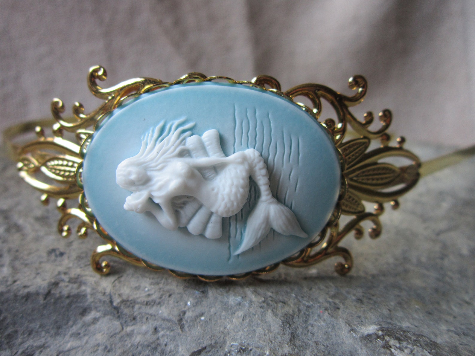 Choose Green or Blue Mermaid Holding Shell Cameo and - Etsy