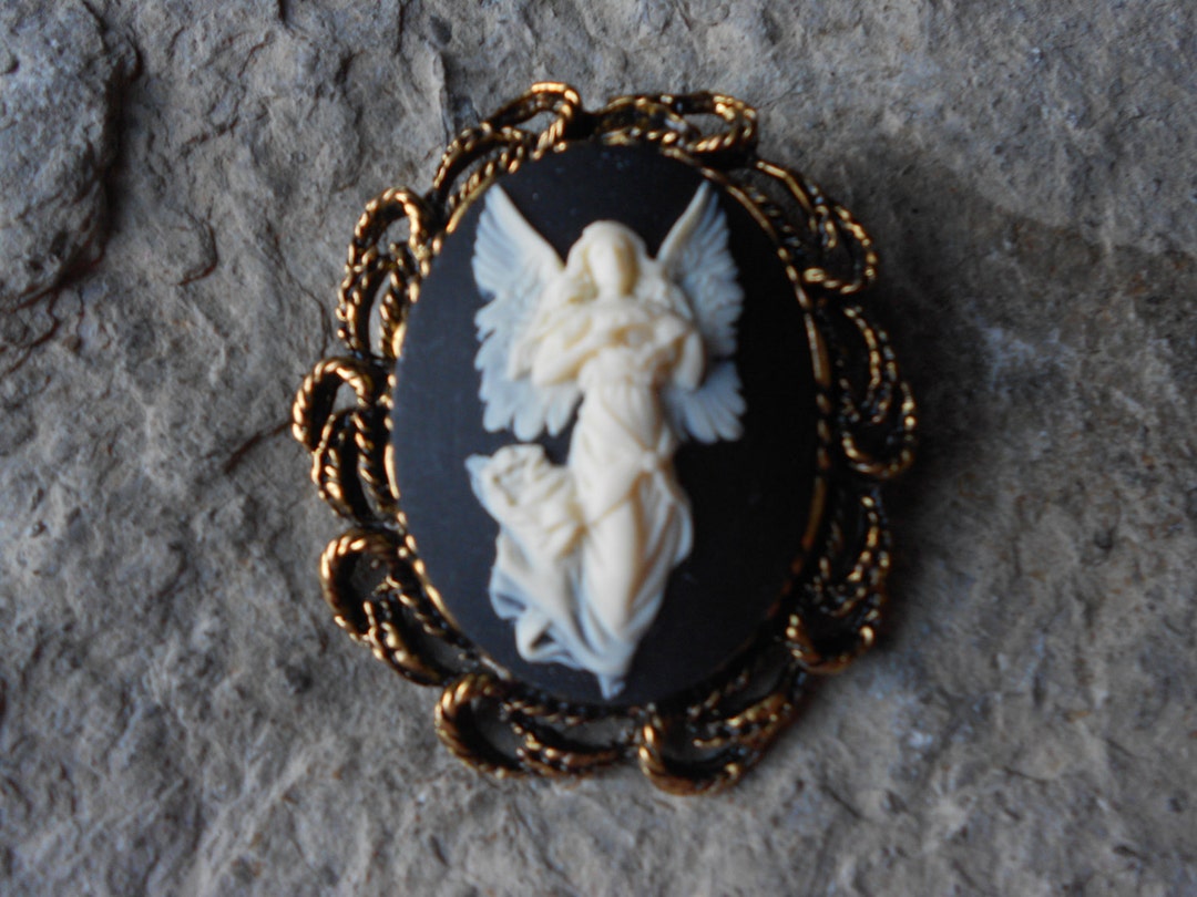 2 in 1 - Guardian Angel Antique Gold Plated Brooch/pin/pendant - Easter ...