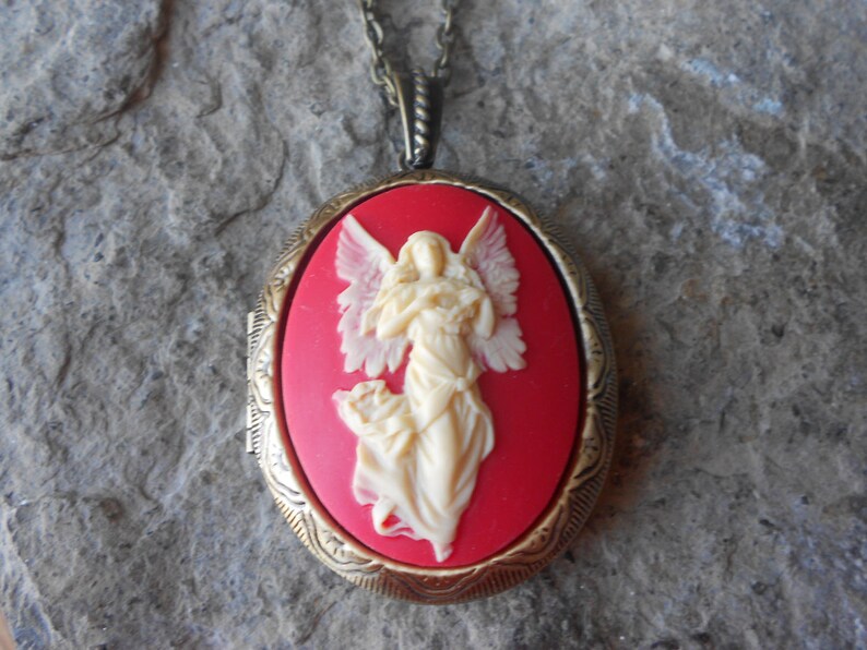 Choose Blue or Red Guardian Angel Cameo Bronze Locket | Etsy