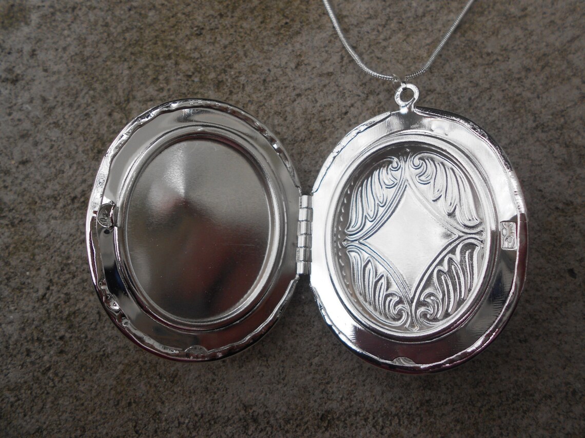 Locket--stunning Butterfly (white on Black) Pendant Locket-- 2" Long ...