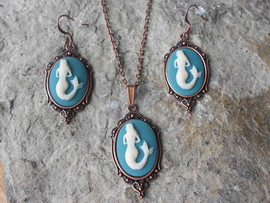 Stunning 2 Piece Copper Set Mermaid Cameo Necklace and Earrings Great ...