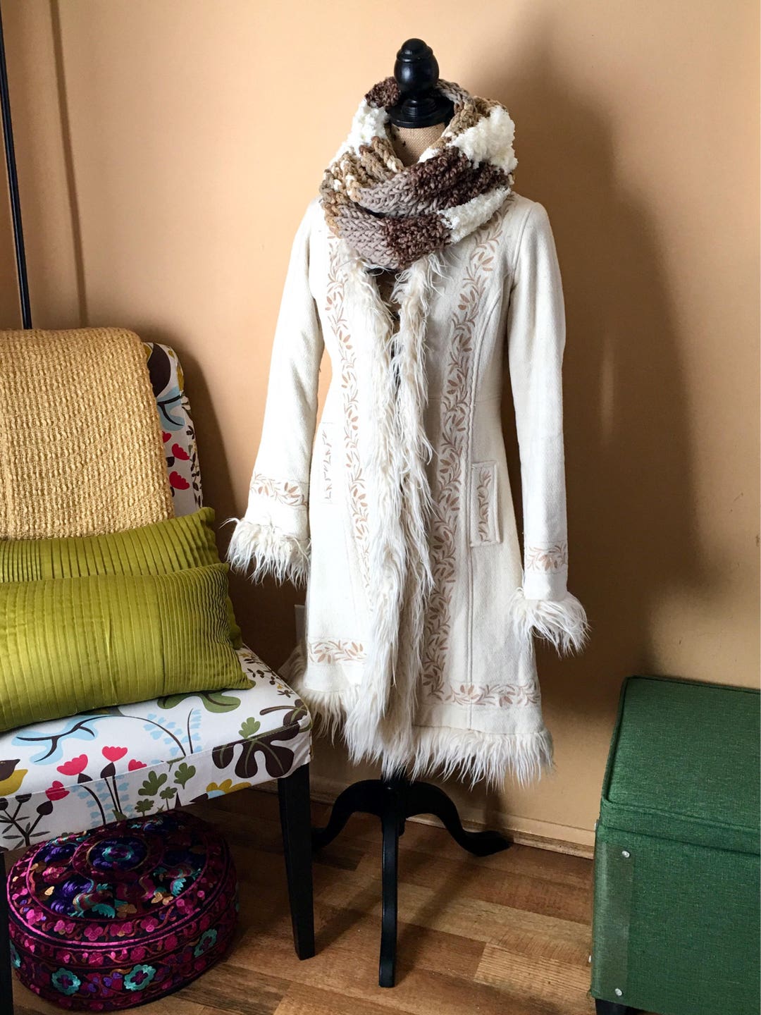 Bon Vivant Boho Series Supersized Infinity Snuggle Scarf and Mini ...