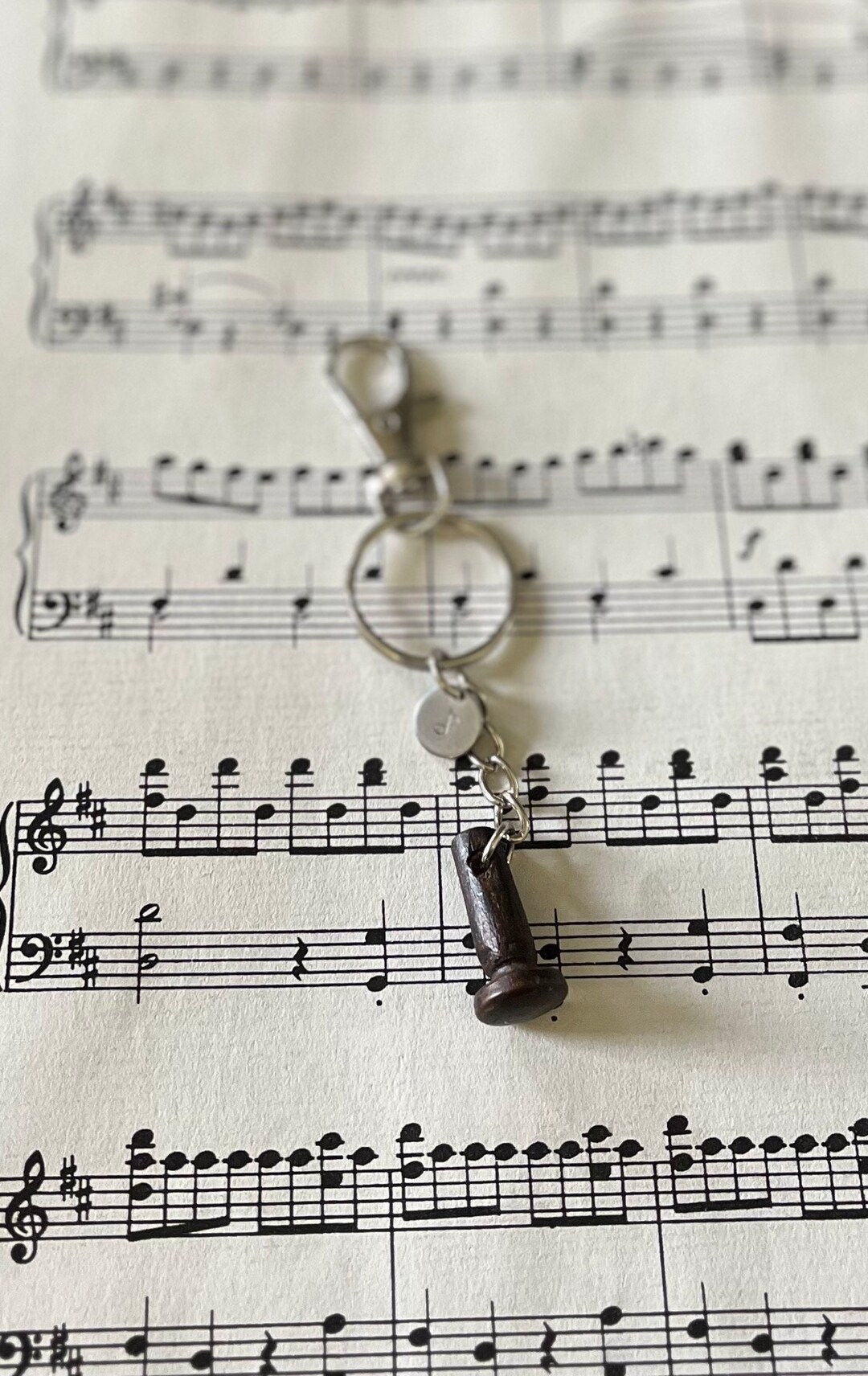 Upcycled Violin End Button Keychain, Music Teacher Gift - Etsy