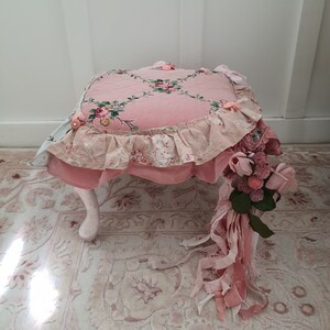 Decorative Upholstered Foot Stool Vintage Textile Floral Ruffles Shabby ...
