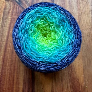 Hobie Gradient Yarn Cake DK WEIGHT 100% SW Shaniko Wool - Etsy