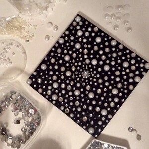 Graduation Cap | Pearls & Glitz Silver Rhinestone | Grad Cap ...