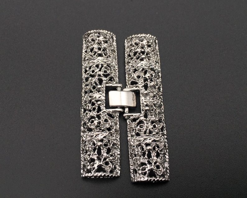 Silver Plated Multi-strand Hollow Bar Clasp: Watch Buckle Style (2x1 ...