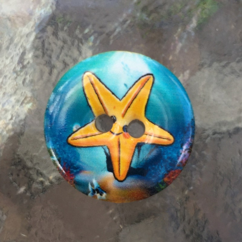 Buttons Necklace - Etsy