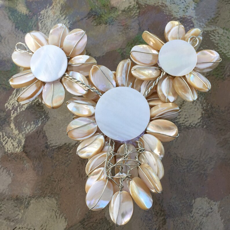 Natural Beige Color Conch Shell Hand Wired Three-flower - Etsy