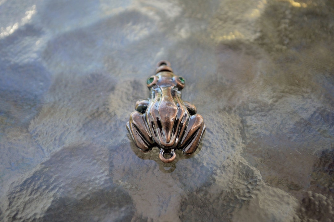 Copper Frog Pinch Clasp With Rhinestone Eyes Copyrighted - Etsy