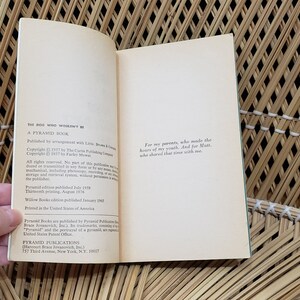 1976 the Dog Who Wouldn't Be by Farley Mowat, Paperback - Etsy