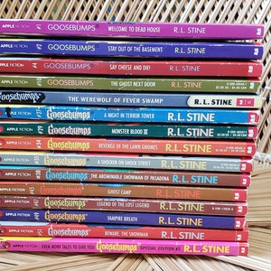 90s Goosebumps Books by R.L. Stein Scholastic, Buy 1 or All - Etsy
