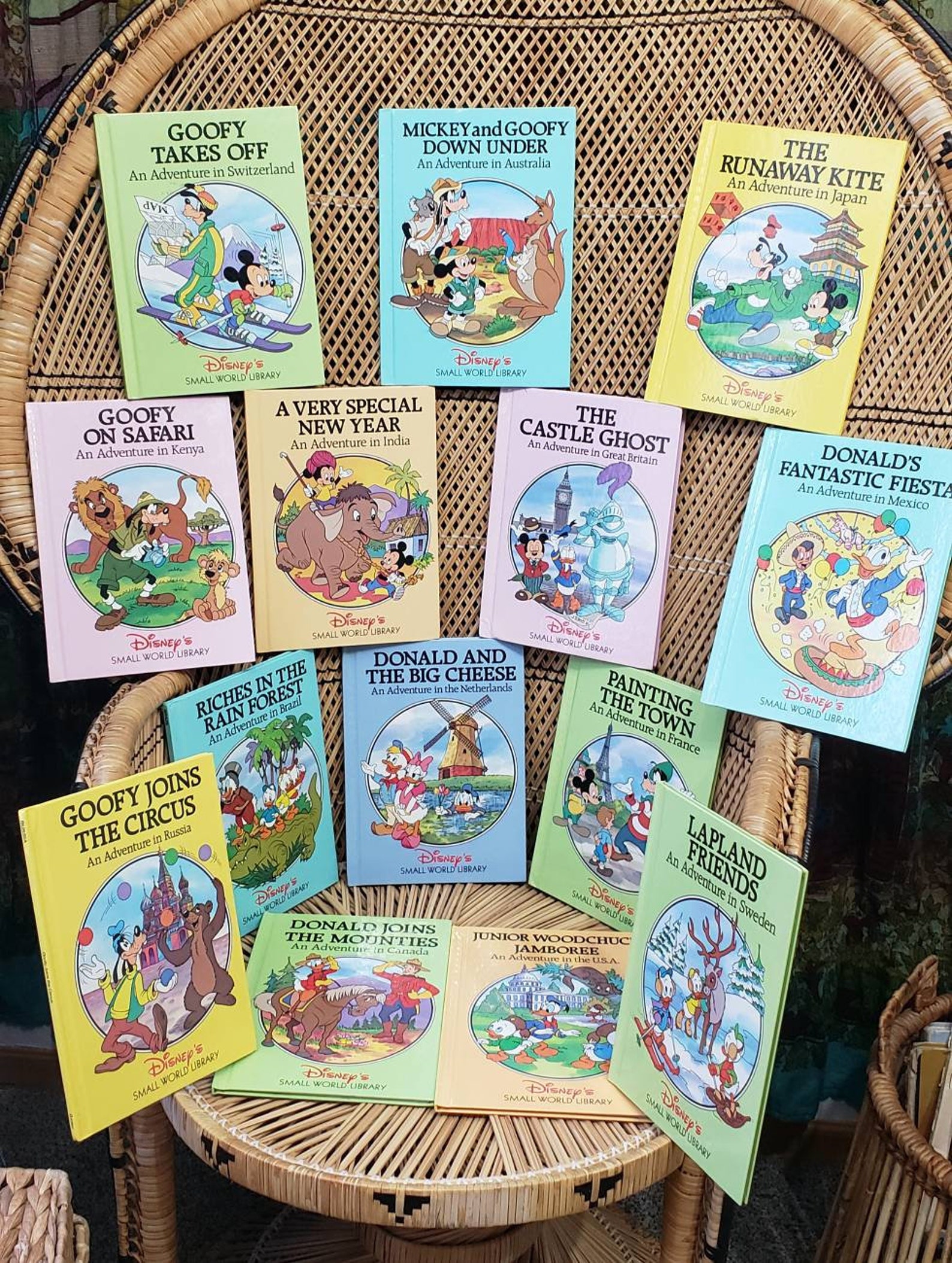 90s Disney's Small World Library Set of 14 - Etsy