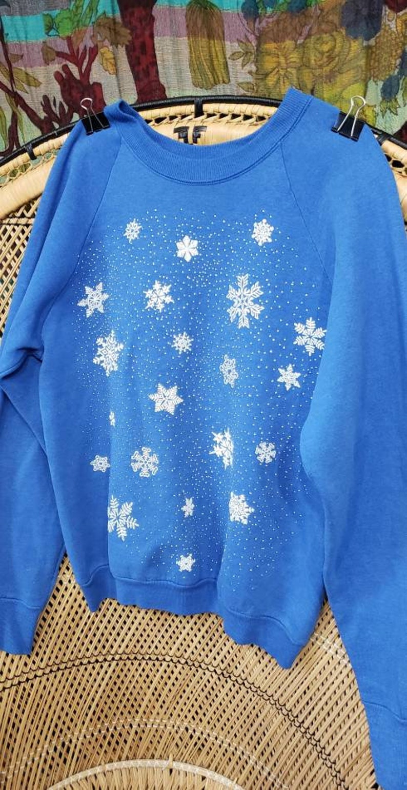 Vintage Blue Snowflakes Sweatshirt by Fruit of the Loom - Etsy