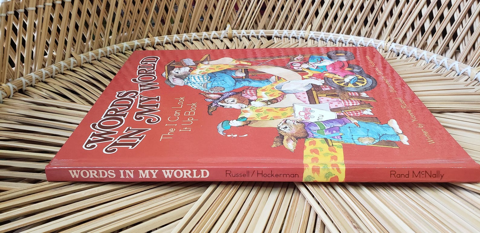 1979 Words in My World the I Can Look It up Book by Yvonne Russell ...
