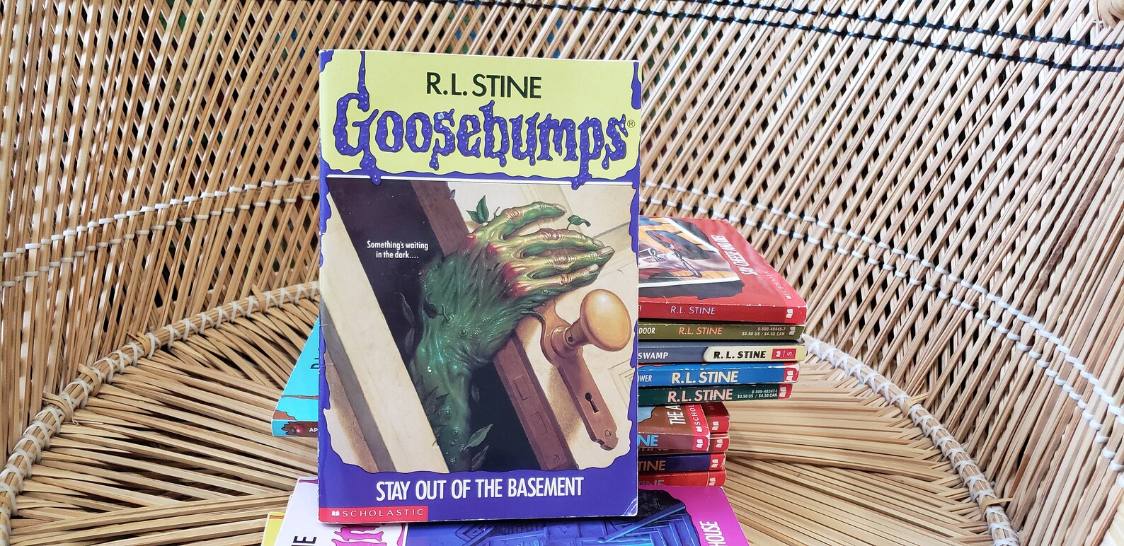 90s Goosebumps Books by R.L. Stein Scholastic, Buy 1 or All - Etsy