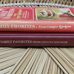1973 Family Favorites From Country Kitchens Cookbook With AS IS Dust ...
