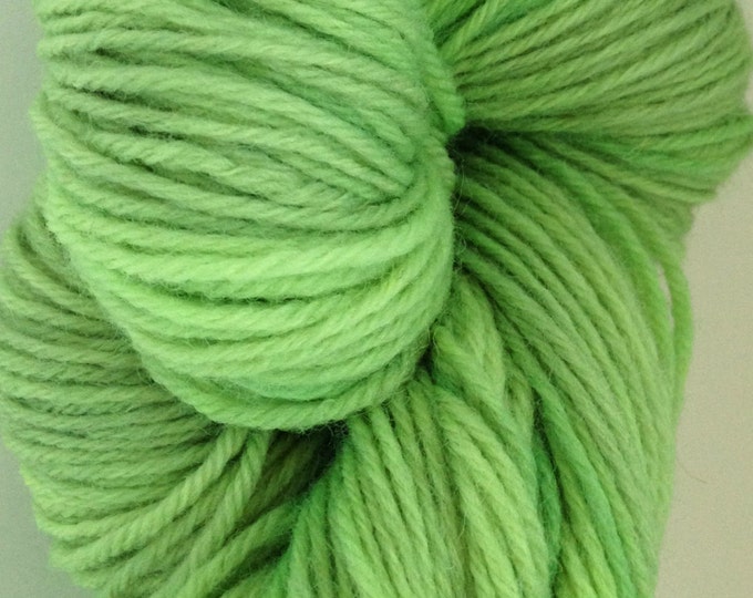 Green Hand Dyed Yarn 100%wool Aran/heavy Worsted Weight A - Etsy