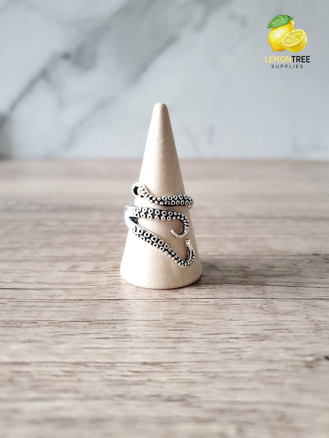 Octopus Yarn Tension Ring for Knitting and Crochet, Adjustable Yarn ...