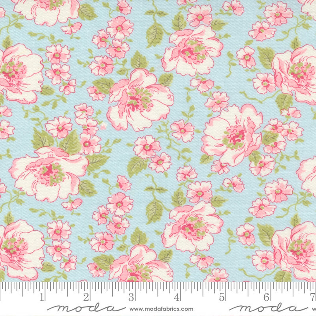 Grace - Brenda Riddle 1872016 - 1/2 Yard - Etsy