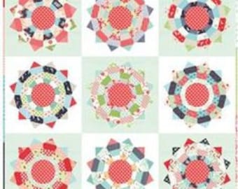 Mini Piccadilly Circus Quilt Pattern by Camille Roskelley of Thimble ...