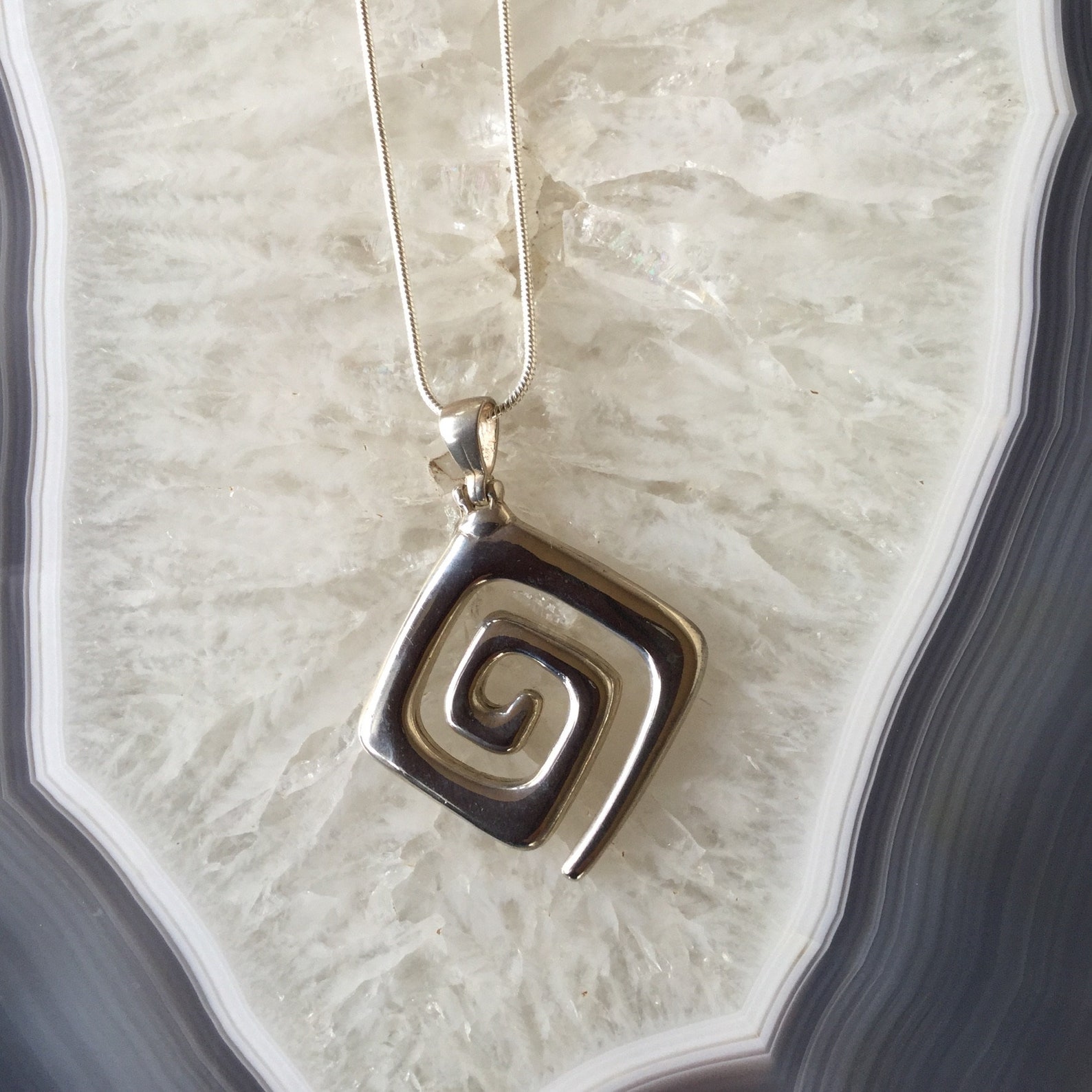 AMAZING Sterling silver maze pendant | Etsy