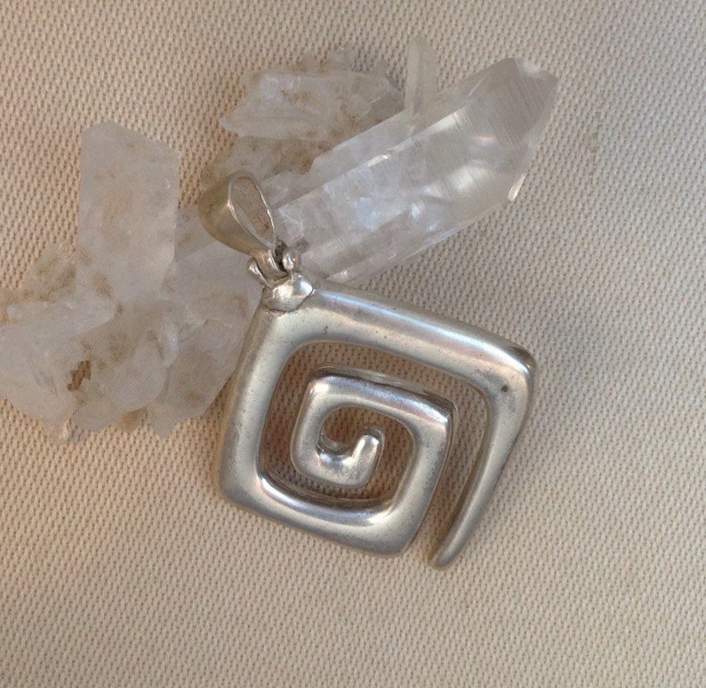 AMAZING Sterling silver maze pendant | Etsy