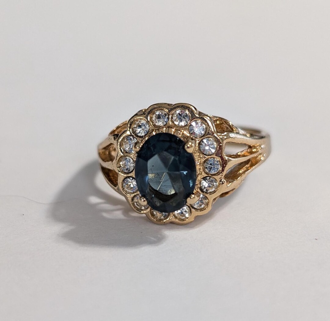 Vintage Jio Lind Cocktail Ring Oval Cut Sapphire Blue Stone Layered ...