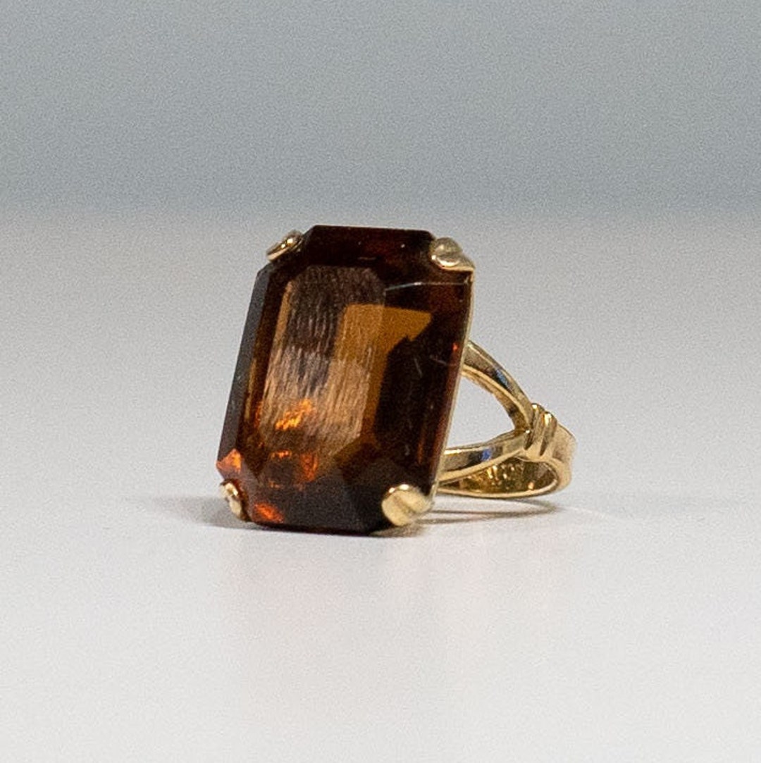 Vintage Avon Ring SMOKY LUSTRE Large Topaz Goldtone Size 7 1/2 Cocktail ...