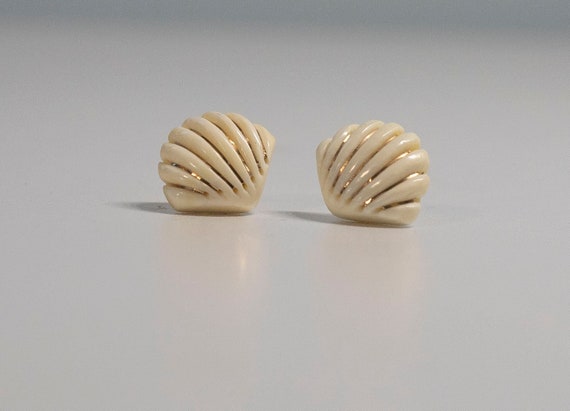 14K Gold Wire Wrapped Shell EARRINGS Vintage Carla 14… - Gem