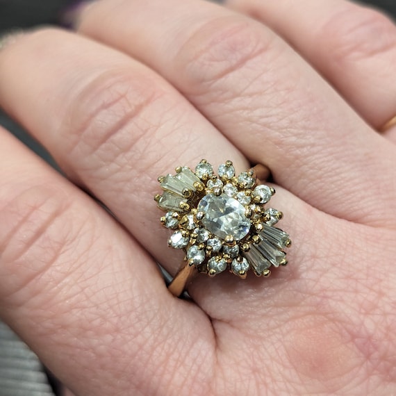 vintage new elizabeth taylor - Gem