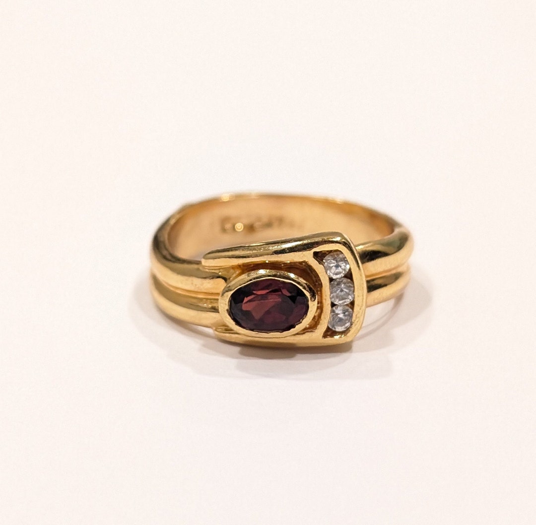 Vintage Garnet Red Buckle Austrian Crystal Ring 18KT Yellow Gold HGE ...