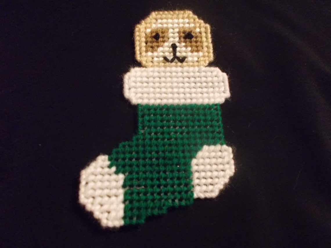 Plastic Canvas Sloth Christmas Magnet Design 2 - Etsy