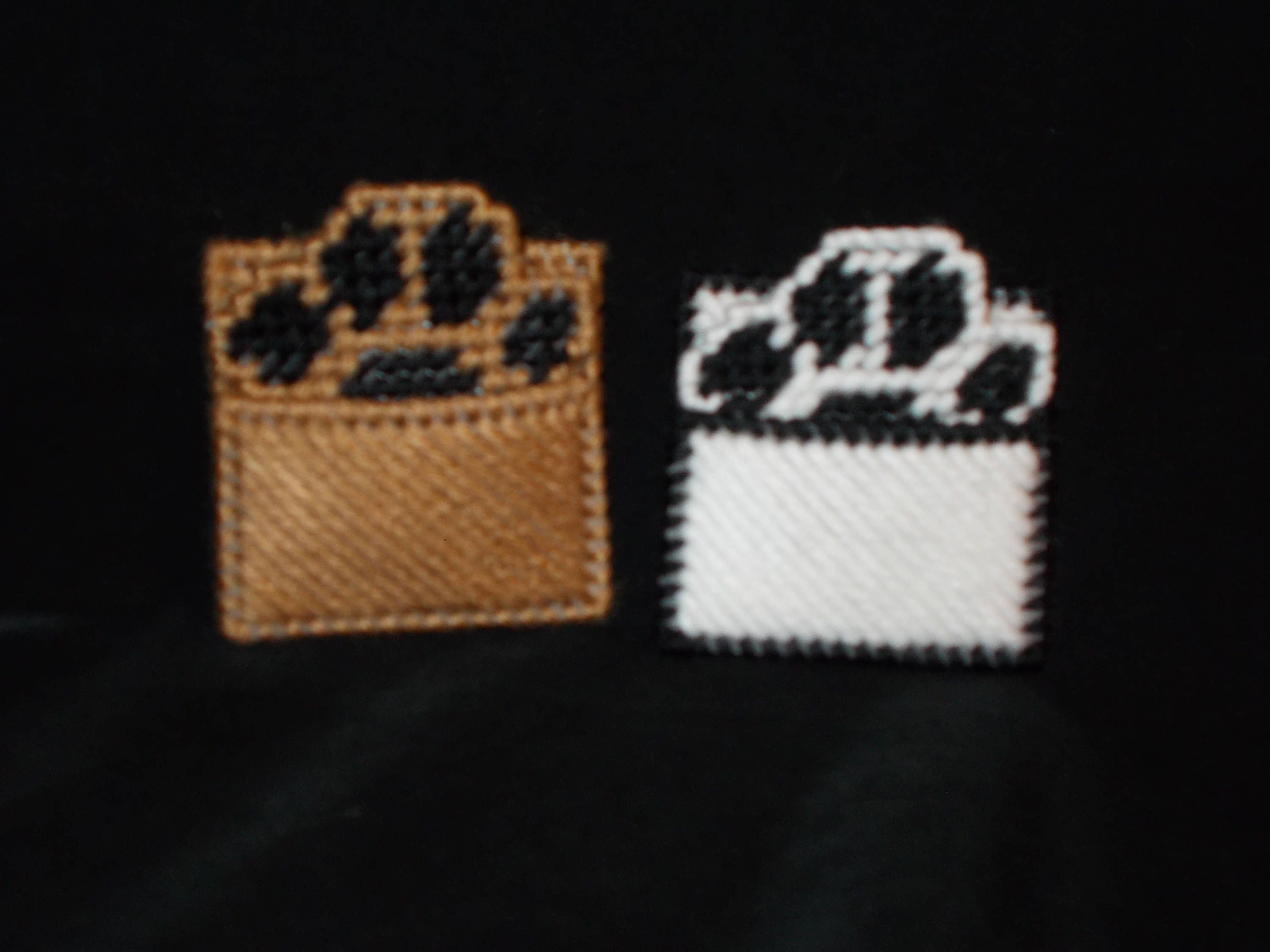 Plastic Canvas Paw Print in My Pocket - Etsy