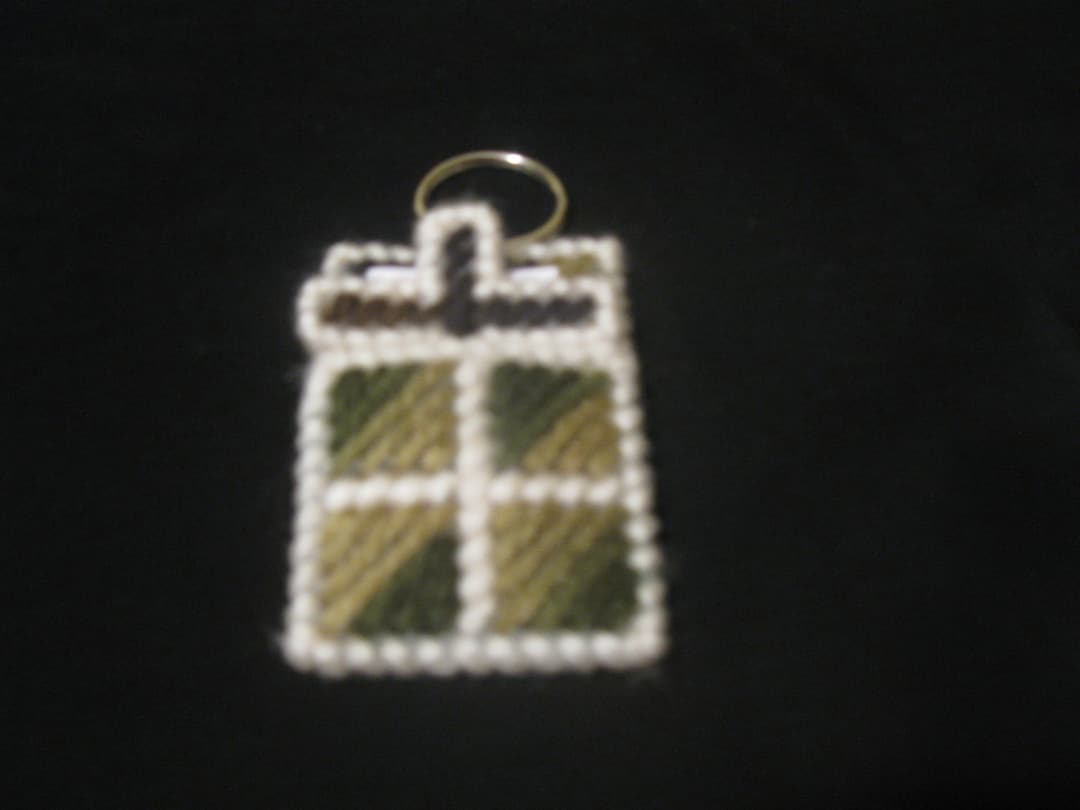 Plastic Canvas Cross in My Pocket Keychain Design 2 - Etsy