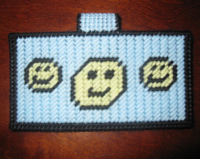 Plastic Canvas Smiley Face Checkbook Cover/wallet - Etsy
