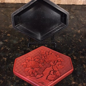 1900's Chinese Cover Carved Cinnabar Red Lacquer Hexagonal Storage ...