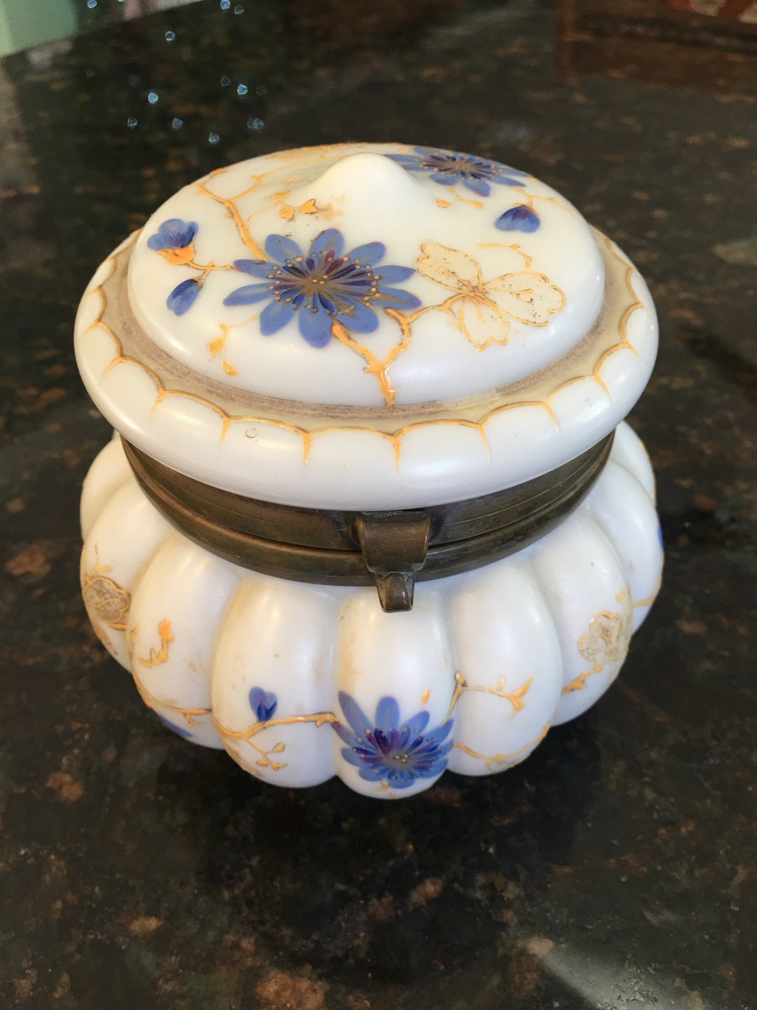 Early MONROE Ribbed Melon Satin Milk Glass Dresser Box/jar With Blue ...