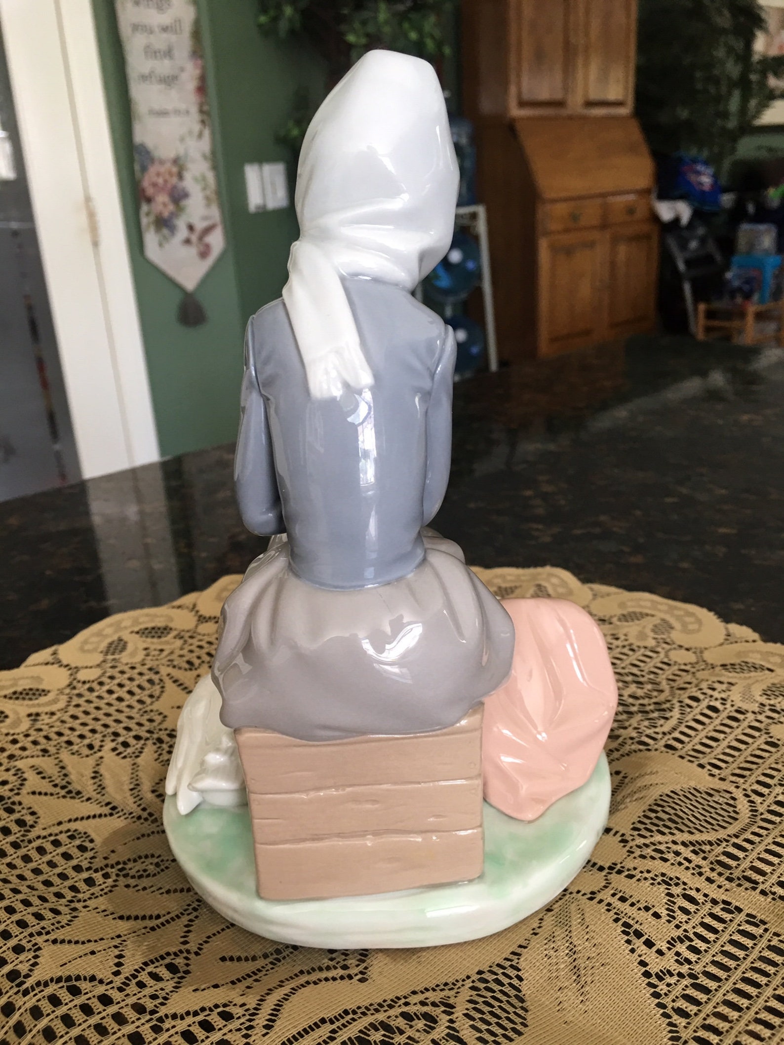 Lladro "duck Seller" Collectible Figurine #1267 Glazed Finish ~ MINT ...