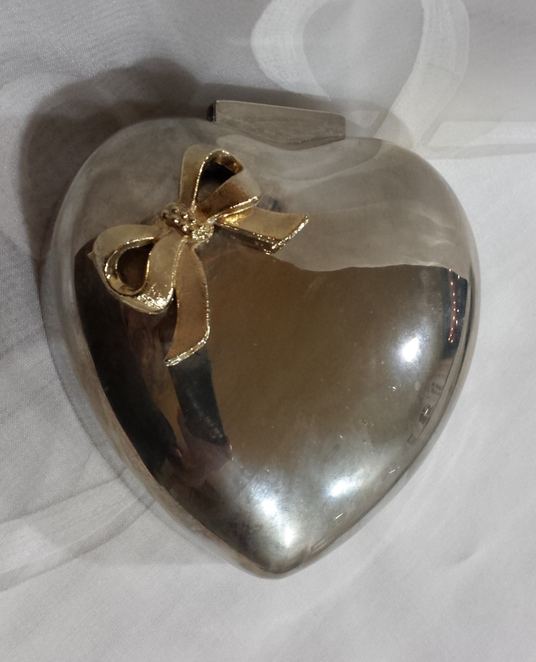 Silver Plated Hinged Heart Shaped Trinket Box With Ribbon Bow and Red ...