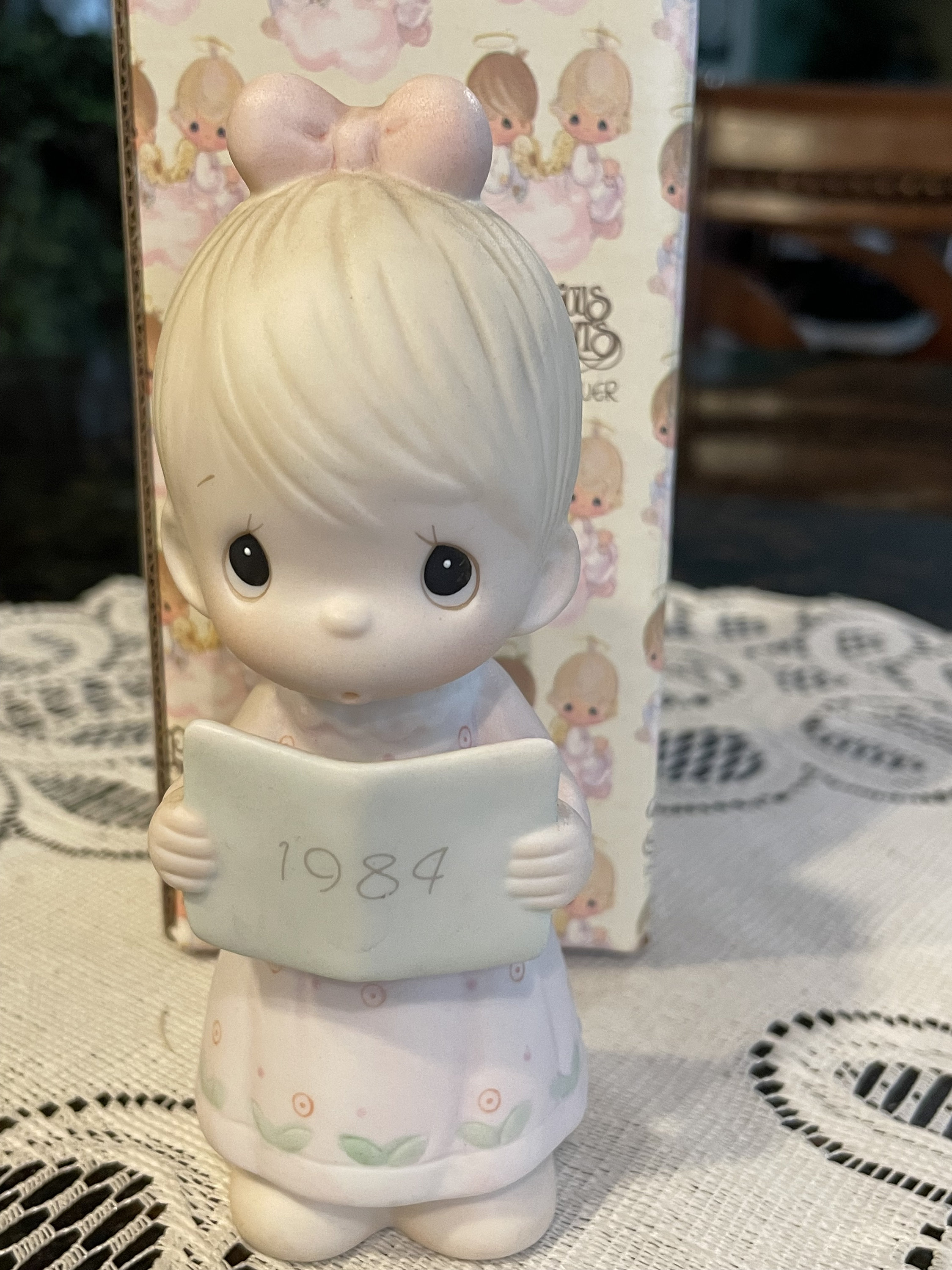 Precious Moments - Wishing You a Merry Christmas 1984 Annual Edition ...