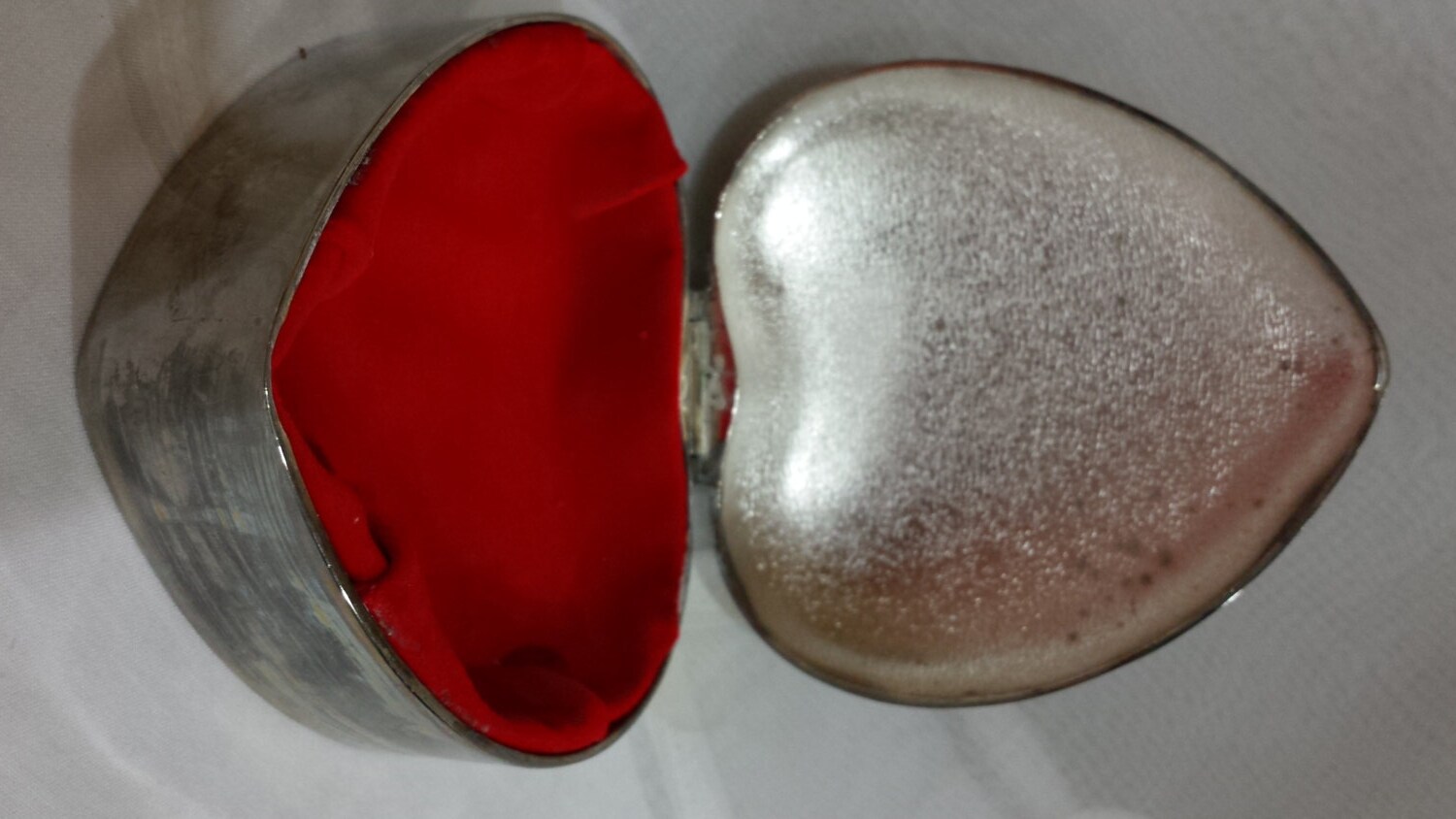 Silver Plated Hinged Heart Shaped Trinket Box With Ribbon Bow and Red ...