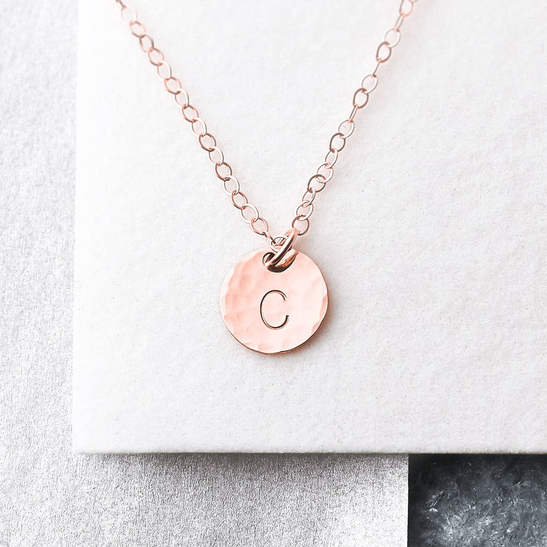 Hammered Initial Disc Necklace - Letter Necklace - Personalised Disc Necklace - 14k Gold Fill ...