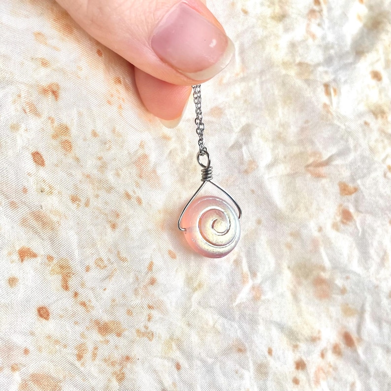 Swirly Fidget Necklace - Iridescent Glass Bead Stim Jewelry - Stainless ...